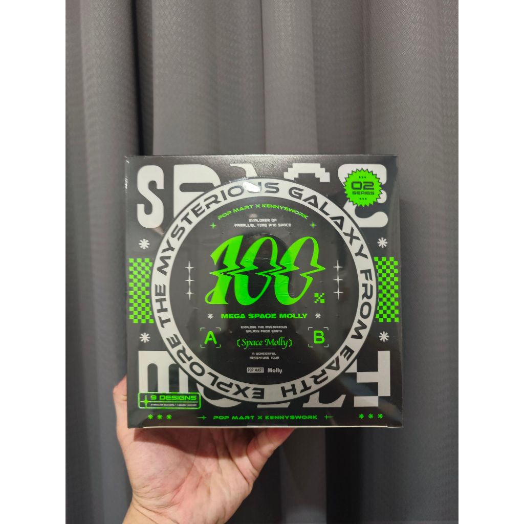 พร้อมส่ง POPMART MEGA SPACE MOLLY V2 100% ไม่แกะซีล 2ชุดสุดท้ายค่ะ ...