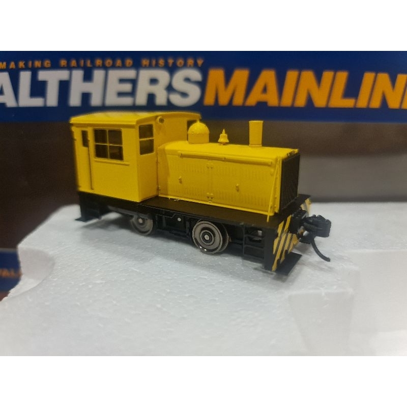 รถไฟจำลอง HO SCALE WALTHERS MAINLINE PLYMOUTH ML-8 IND SWITCHER YELLOW WITH STRIPES 910-20013 ...