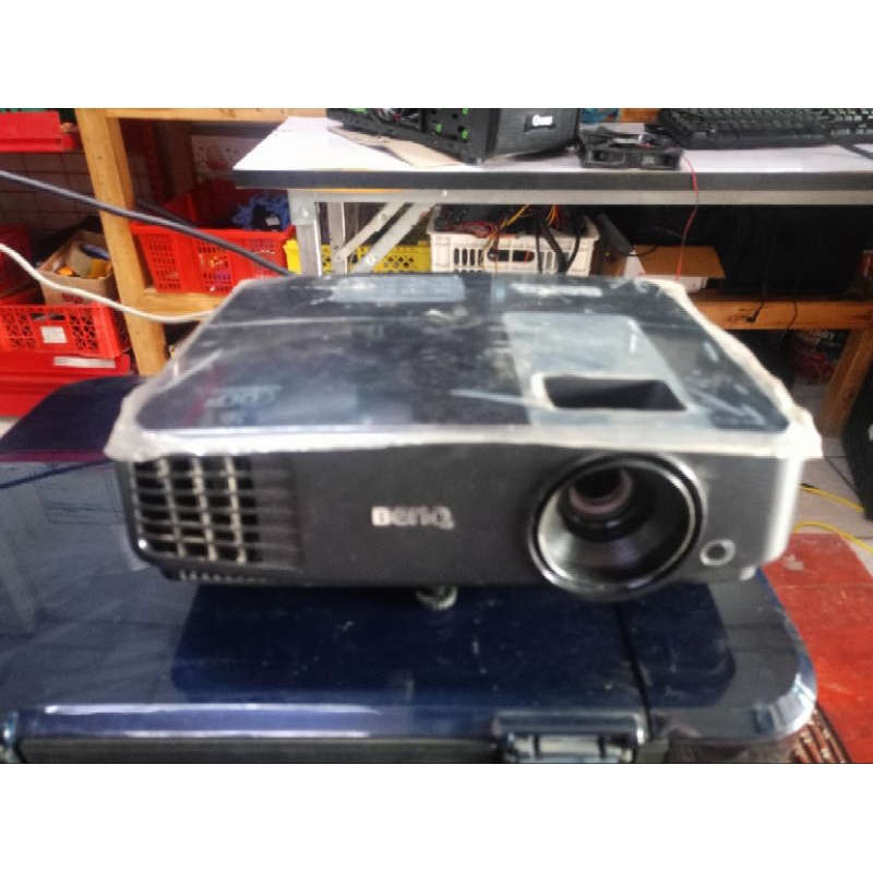 โปรเจคเตอร์ benq ms 506 มือสอง ตำหนิการโฟกัสไม่ 100% | Shopee Thailand