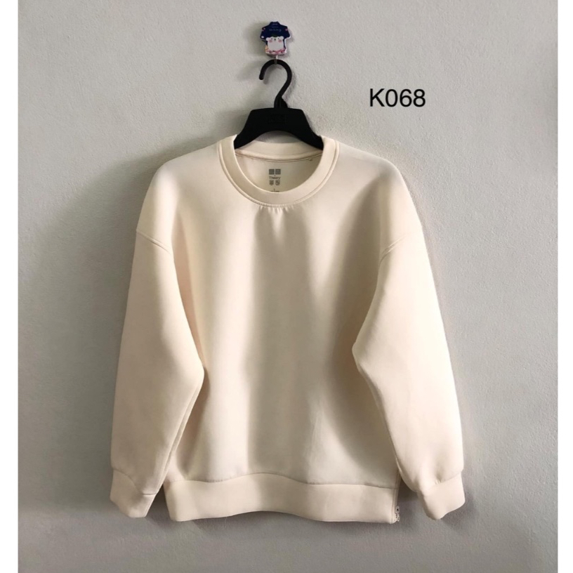 L(ญ) เสื้อ Ultra Stretch Dry (K068) แบรนด์ Uniqlo ยูนิโคล่ Sweatshirt | Shopee Thailand