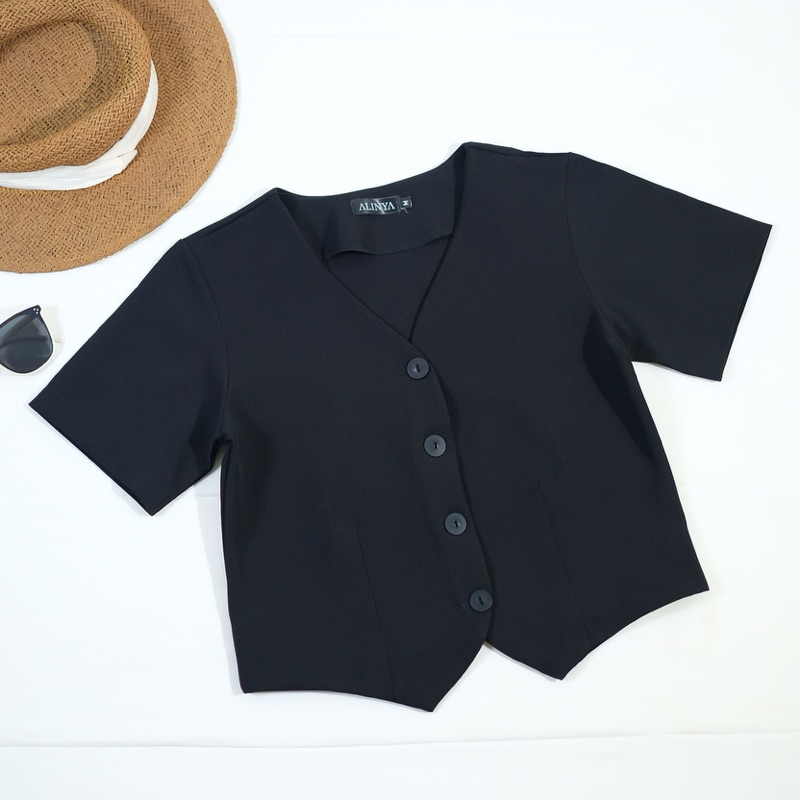 F004 | เสื้อเบลาส์ คอวี (ป้าย Alinya) | Shopee Thailand