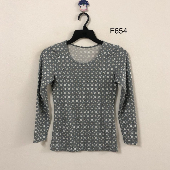S(ญ) Heattech (F654) แบรนด์ uniqlo ยูนิโคล่ คอกลม | Shopee Thailand