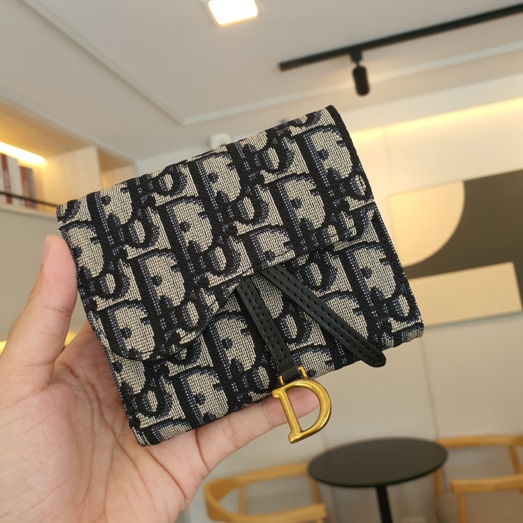 cd พร้อมส่งกระเป๋าสตางค์ ใบสั้น dior short wallet | Shopee Thailand