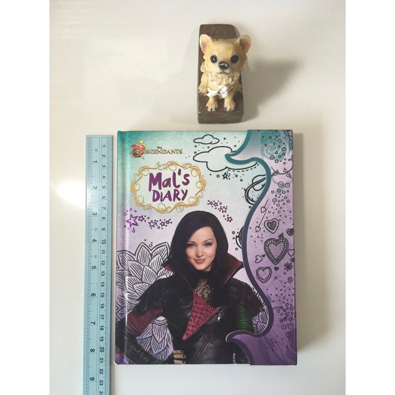 Disney Descendants Mal’s Diary (มุมปกถลอกเล็กน้อย) หนังสือภาษาอังกฤษมือ ...