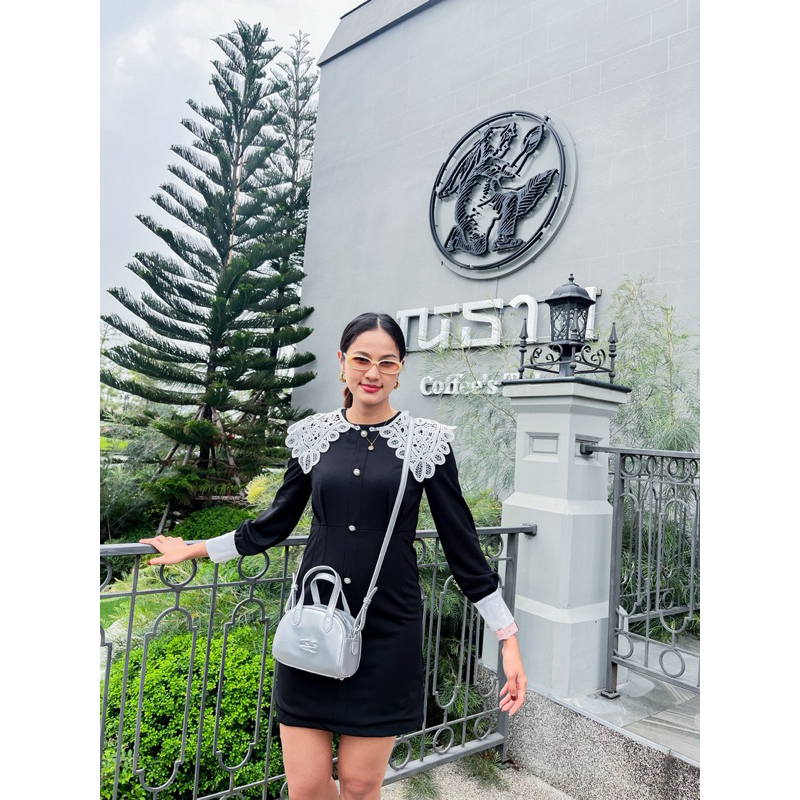 มือสอง-เดรสสั้นลูกคุณ size S 32”-26”-36” ยาว 32“ ปกระบายลูกไม้ถอดได้ ...