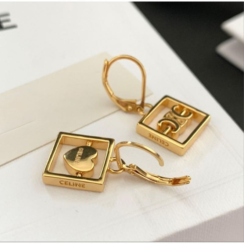 ชนชอป!ต่างหู CL hoop square triomphe ห้อยตุ้งติ้ง | Shopee Thailand