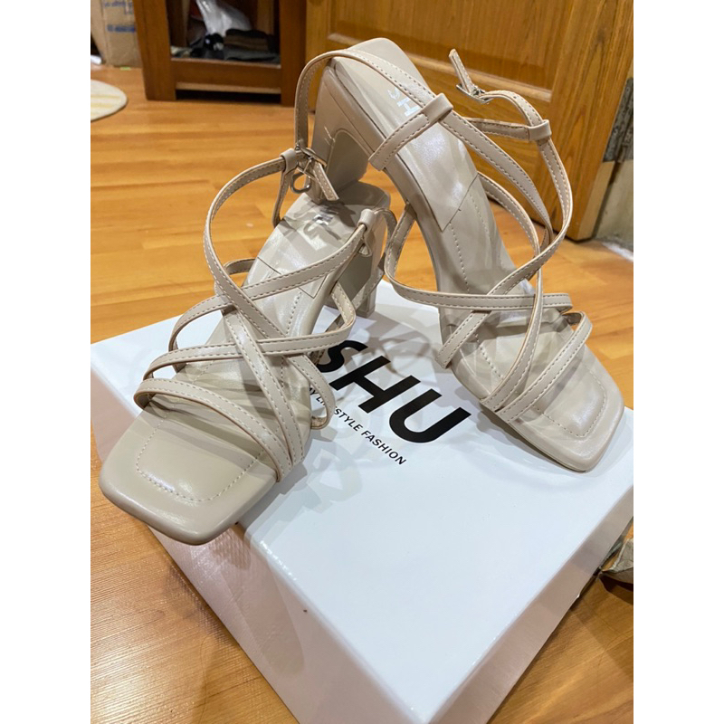 รองเท้าส้นสูง แบรนด์ Shu | Shopee Thailand