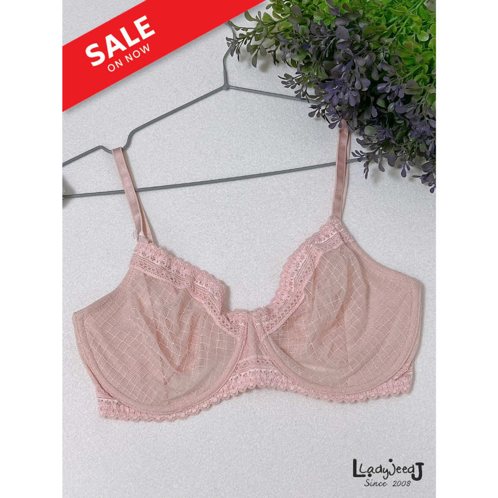 S012 เสื้อชั้นในสีชมพู ผ้าซีทรูบาง 2 ชั้น ไซส์ 34D(75D) ยาว 23.5 นิ้ว ยืดได้ 34 นิ้ว แบบมีโครง ...