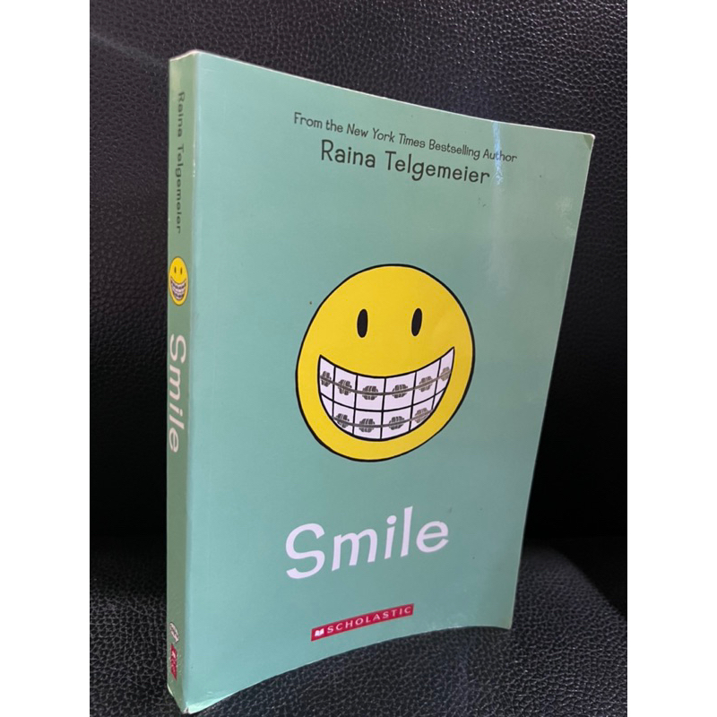 (พร้อมส่ง)หนังสือภาษาอังกฤษ Smile by Raina Telgemeier :R4 | Shopee Thailand