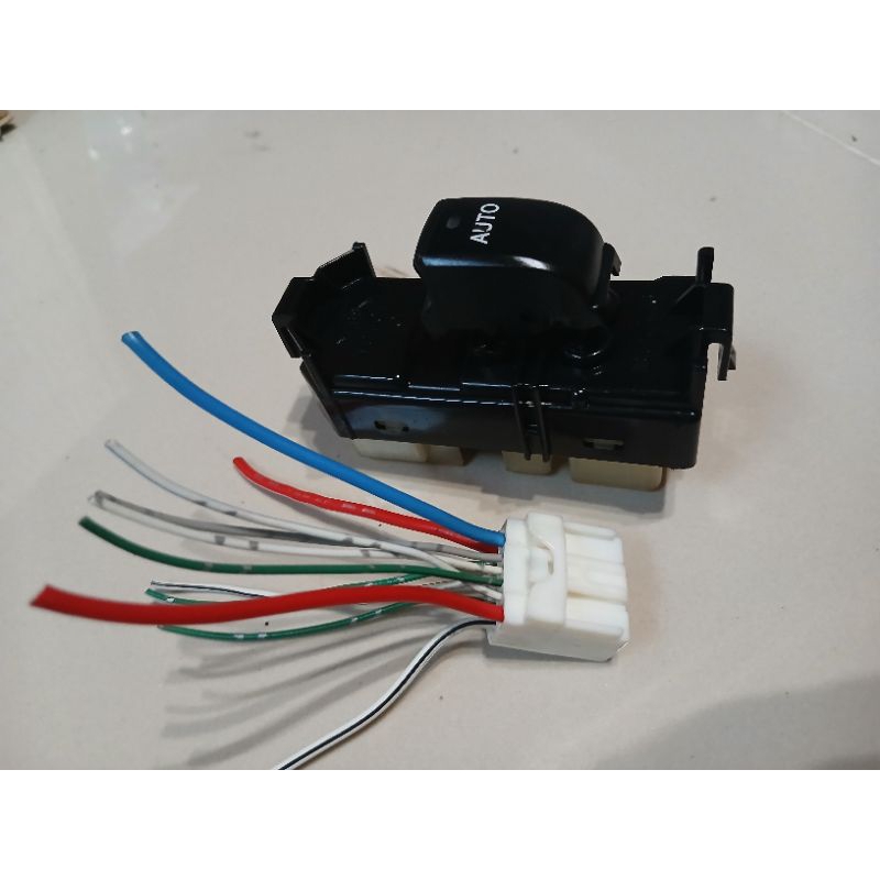 สวิทซ์กระจกไฟฟ้า Toyota Wish ปลั้ก สวิทกระจกวิช สินค้าของแท้มือสอง ...