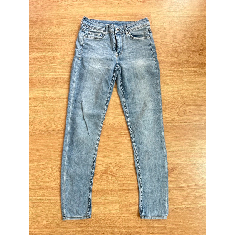 ส่งต่อ : กางเกงยีนส์ H&M (EUR36) 🦋 | Shopee Thailand