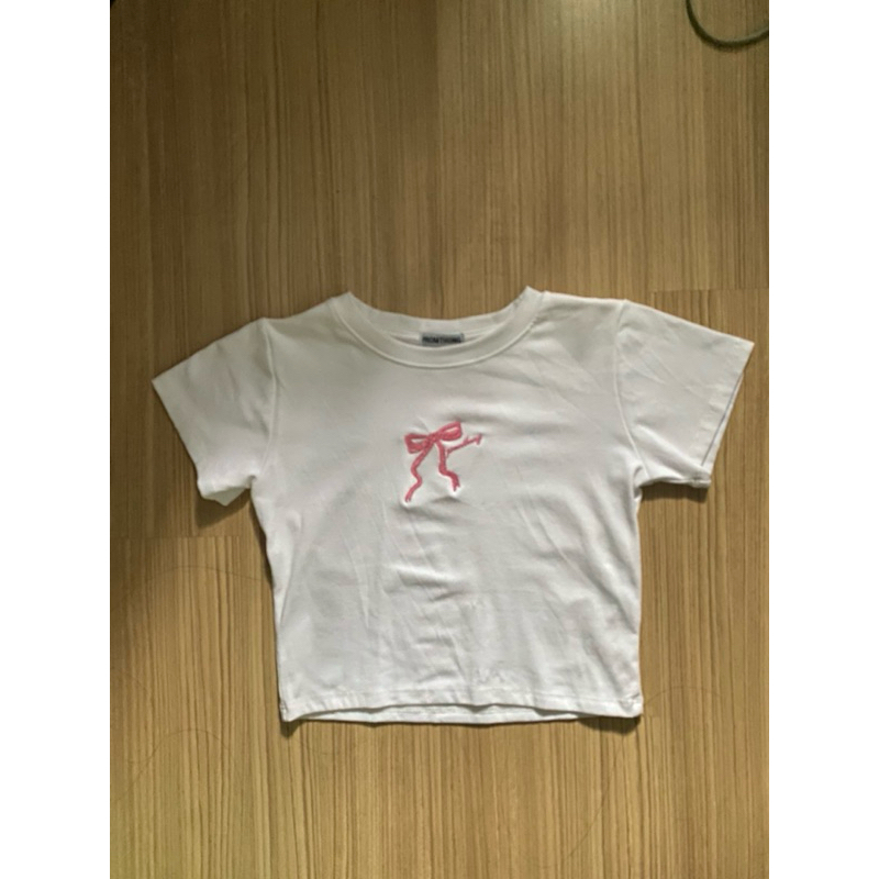 เสื้อครอปขาว แบรนด์ Promthong สีขาวผ้ายืด ซักเก็บ เทียบมือ1 | Shopee ...