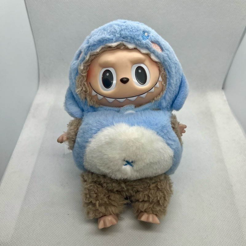 Labubu ตุ๊กตา Macaroon , Toffee (น้ำตาลทอฟฟี่) | Shopee Thailand