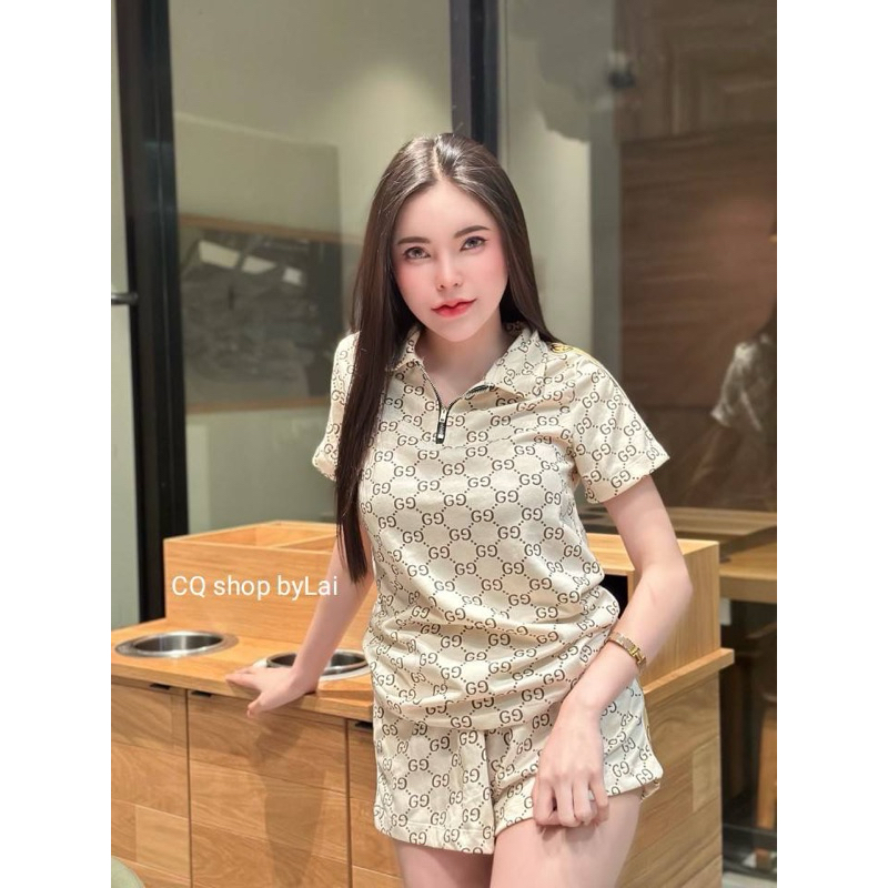 Phapassz- เซตGG เท่ๆ เสื้อแต่งซิปคอปก กางเกง มีกระเป๋า2ข้าง แต่งแถบกุชชี่ #Nicha | Shopee Thailand