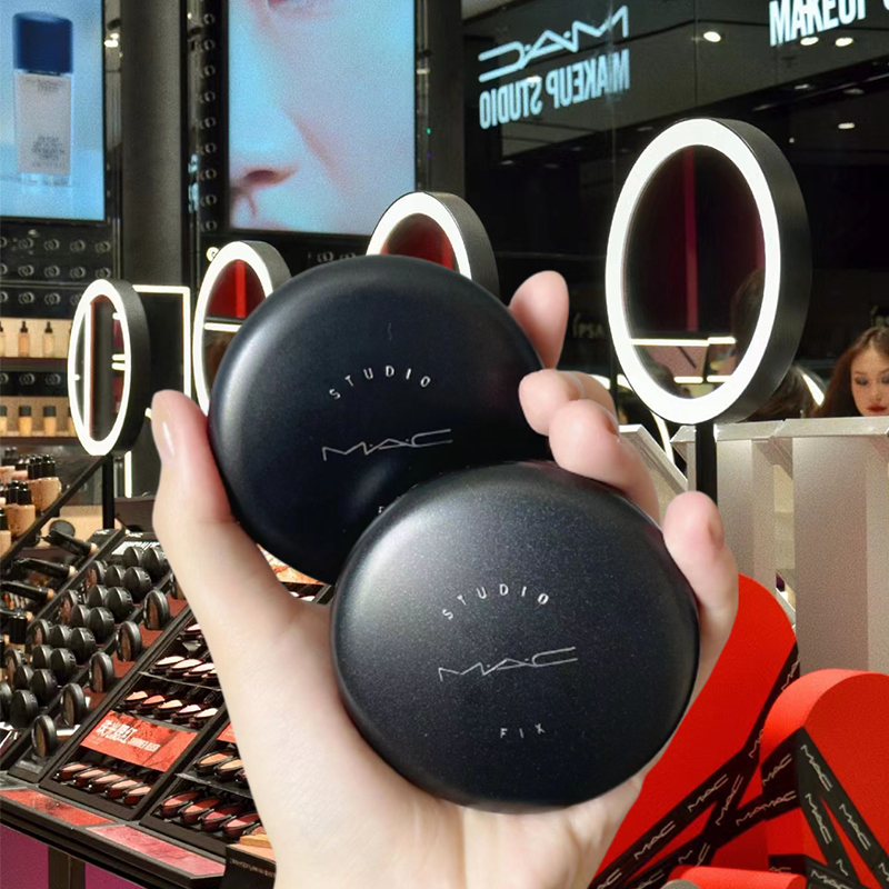 MAC Compact Studio Fix Powder Plus Foundation NC20/ NC25 Bedak Padat ...