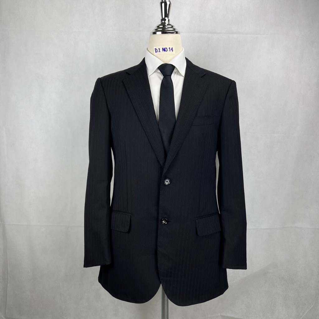 CHRISTIAN ORANI เสื้อสูทสีดำลายทาง รอบออก 42 | Shopee Thailand