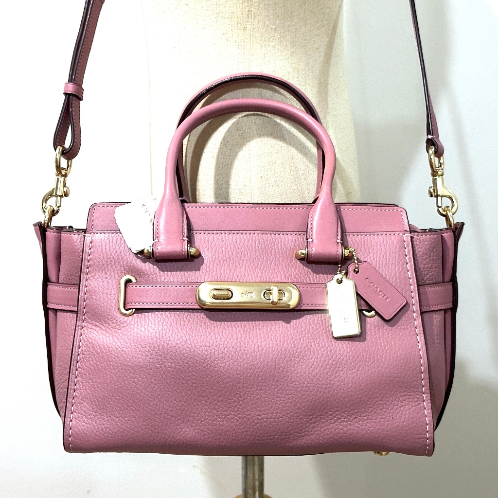 กระเป๋าถือ Coach ของแท้ มือ 1 มีตำหนิด้านใน ลดราคาล้าง stock COACH 87295 SWAGGER 27 IN PEBBLE ...