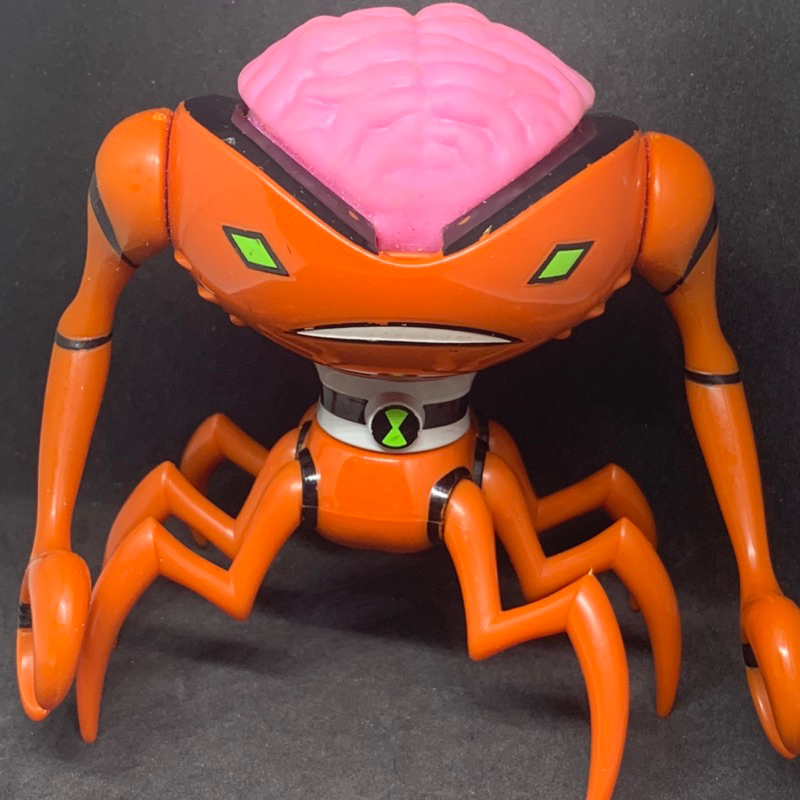 ben 10 brainstorm ตัวใหญ่ ตีอะไหล่ของไม่ครบ | Shopee Thailand