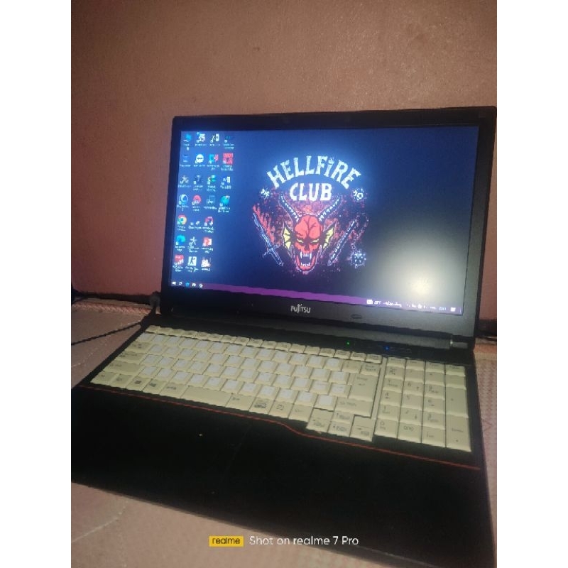 โน๊ตบุ๊ค Fujitsu Lifebook A574/M Core i3 Gen4 - RAM 4GB, HDD 320GB ...