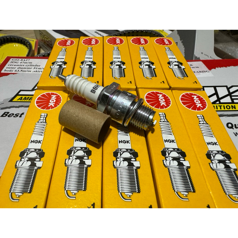 หัวเทียน NGK B8HS ใช้สำหรับรถมอเตอร์ไซค์ เครื่องยนต์ 2 จังหวะ | Shopee ...