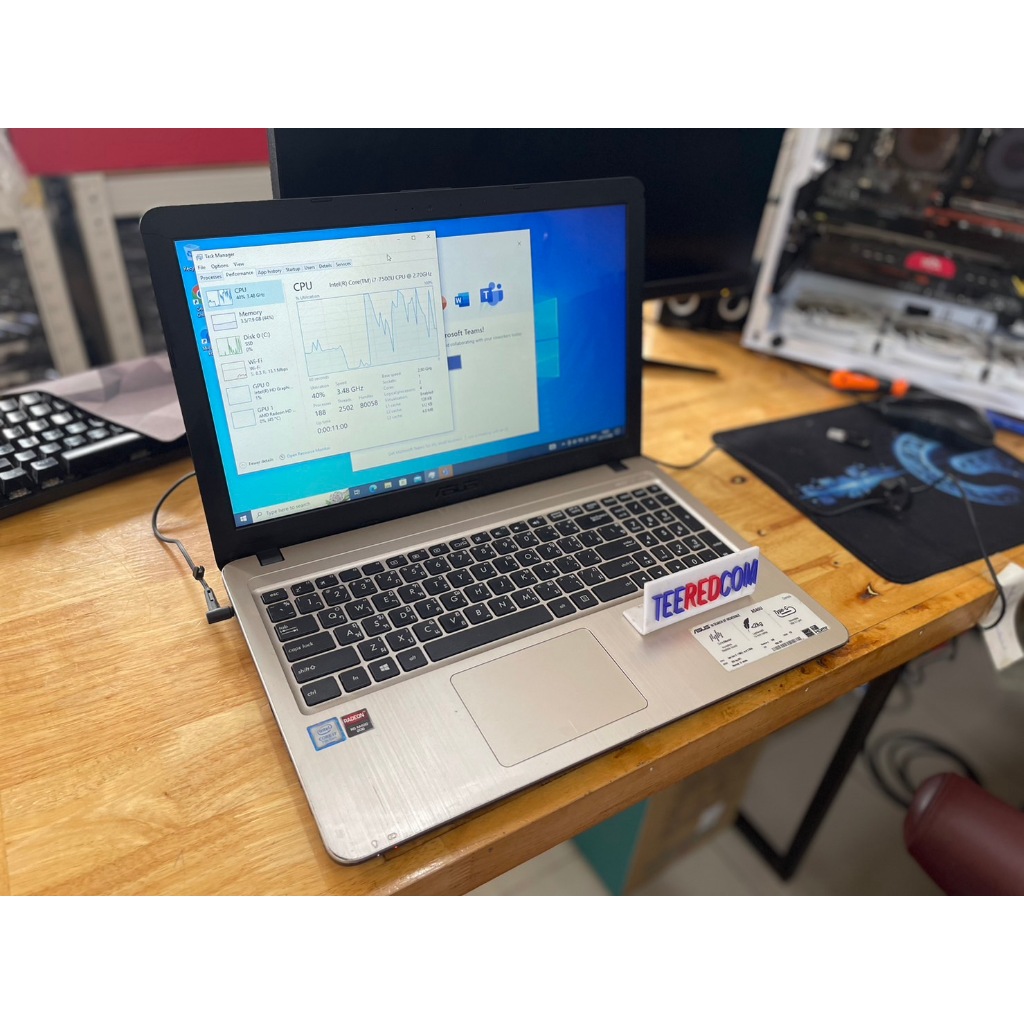 โน๊ตบุ๊ค asus Core i7-7500U / RAM 8Gb / SSD 240Gb / การ์ดจอแยก AMD ...