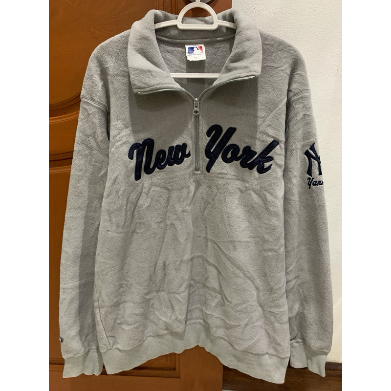 เสื้อแขนยาว สเวตเตอร์ แบรนด์ MLB x Uniqlo (มือสอง) | Shopee Thailand