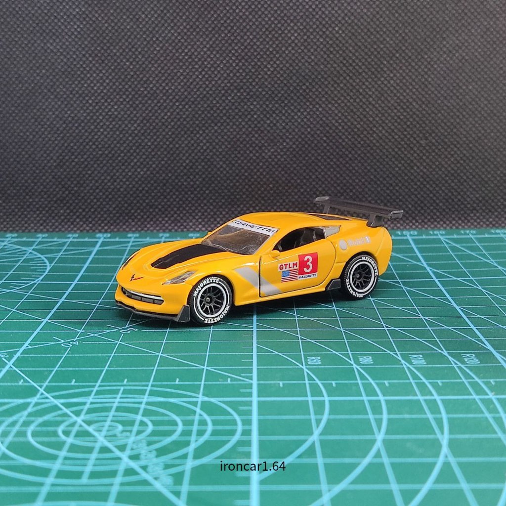 majorette Chevrolet corvette c7 สีเหลือง ลายแข่ง | Shopee Thailand