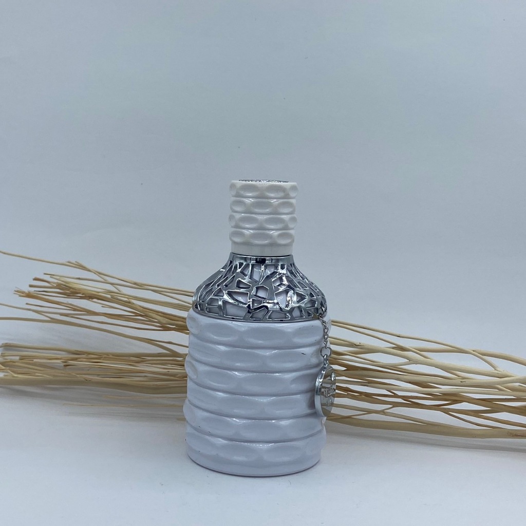 น้ำหอมแท้แบ่งขาย Fragrance World - Musk VIP ของแท้ 100% | Shopee Thailand