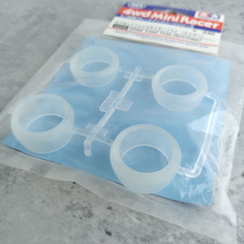TAMIYA >> 15378 ยางล้อ สีใส แบบนุ่ม หน้ายางเอียง สำหรับรถ mini4WD 4 ...