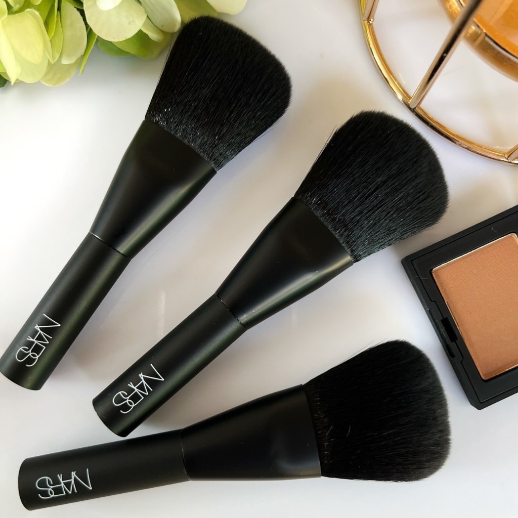 Nars Powder Brush (ขนนุ่ม พุ่มแน่น หัวใหญ่ ปัดง่าย) | Shopee Thailand