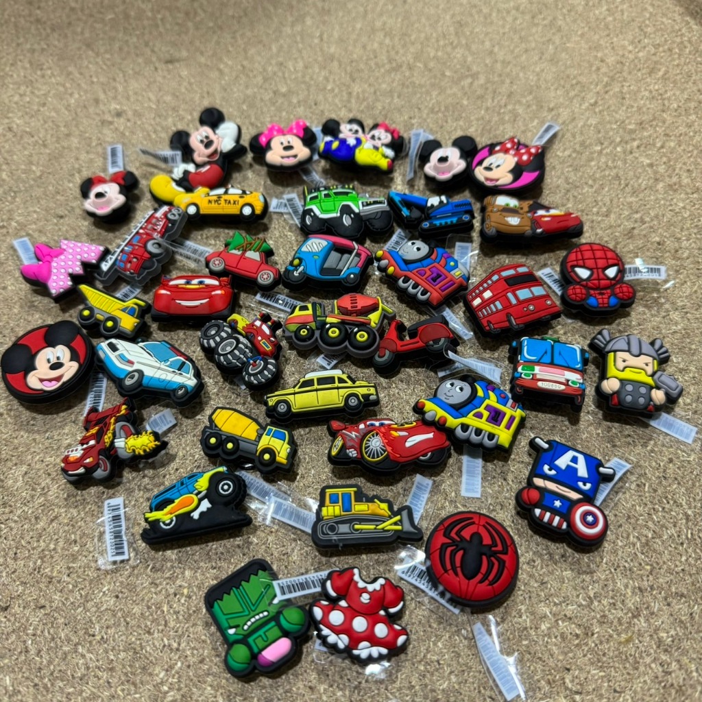 ตัวติดรองเท้า Jibbitz Shoe Charm เสริมรองเท้าให้น่ารักขึ้น | Shopee ...