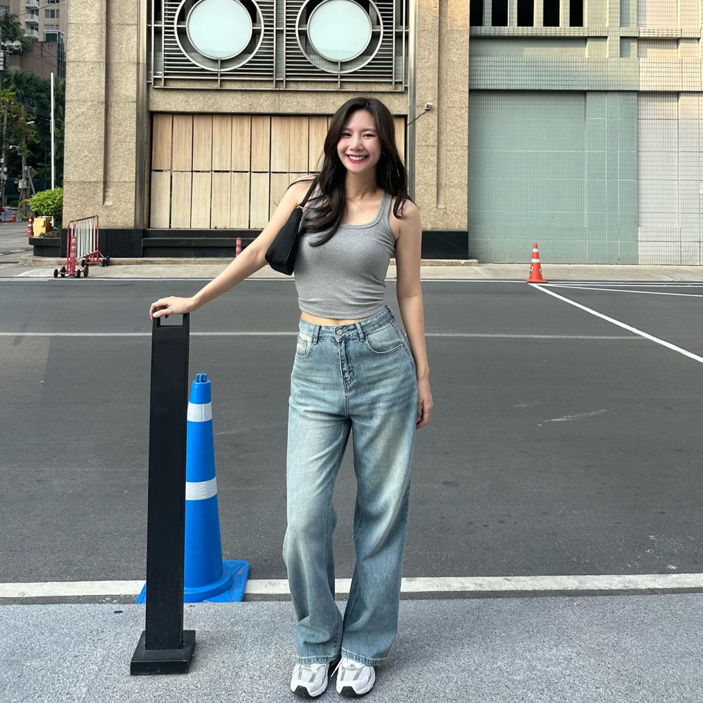 Sumwear.bkk - Kimber jeans กางเกงยีนส์เอวสูงทรงกระบอกกลาง | Shopee Thailand