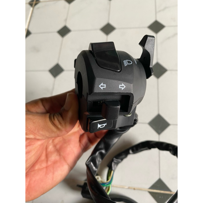 ประกันสวิทซ์แฮนด์22มม.ช้ายขวาใส่gpx stallion Lifan | Shopee Thailand