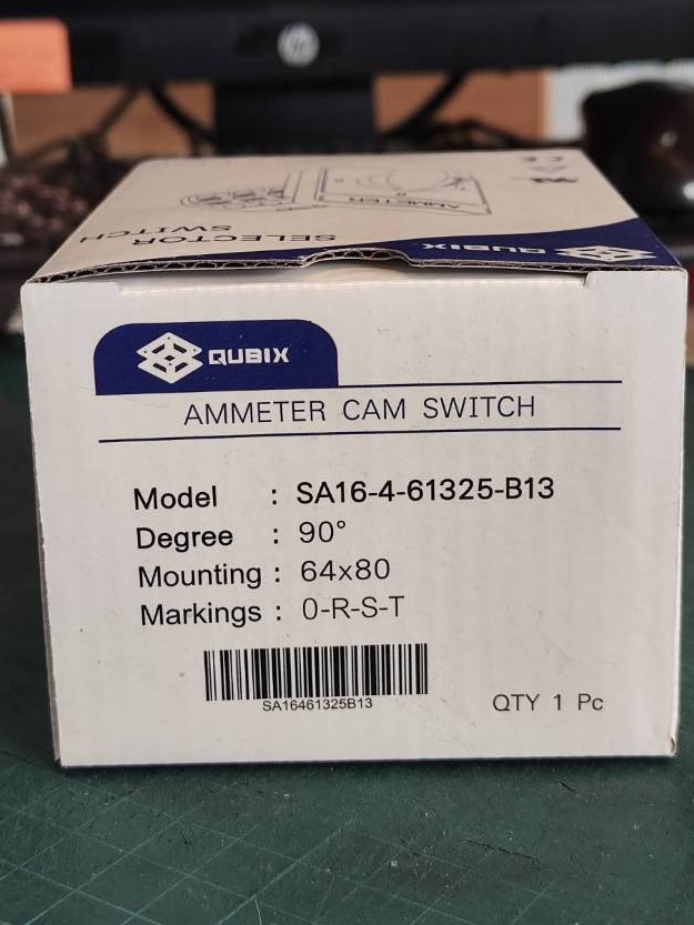 Qubix ซีเล็คเตอร์แอมป์ รุ่น SA16-4-61325-B13 ขนาด 64x80 mm แดงเหลือง ซี ...