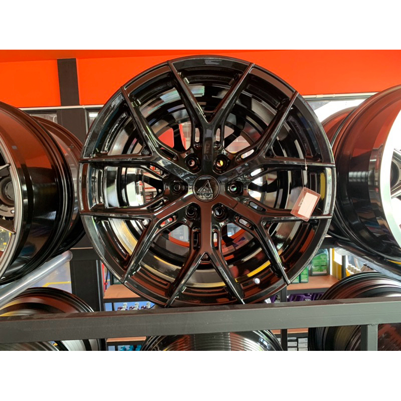 ล้อแม็กซ์ VLF flow forming ขอบ20 สวย สปอร์ต อย่าง มี สไตล์ กว้าง 9.0 ...