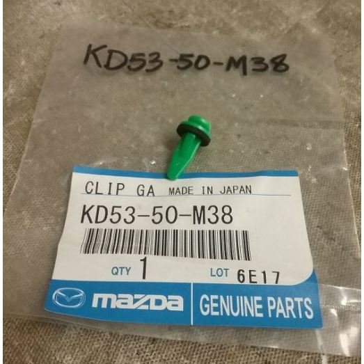 (ของแท้) KD5350M38 กิ๊ฟยึดชิ้นสามเหลี่ยม ตกแต่ง Mazda2 skyactiv รุ่น 4 ...