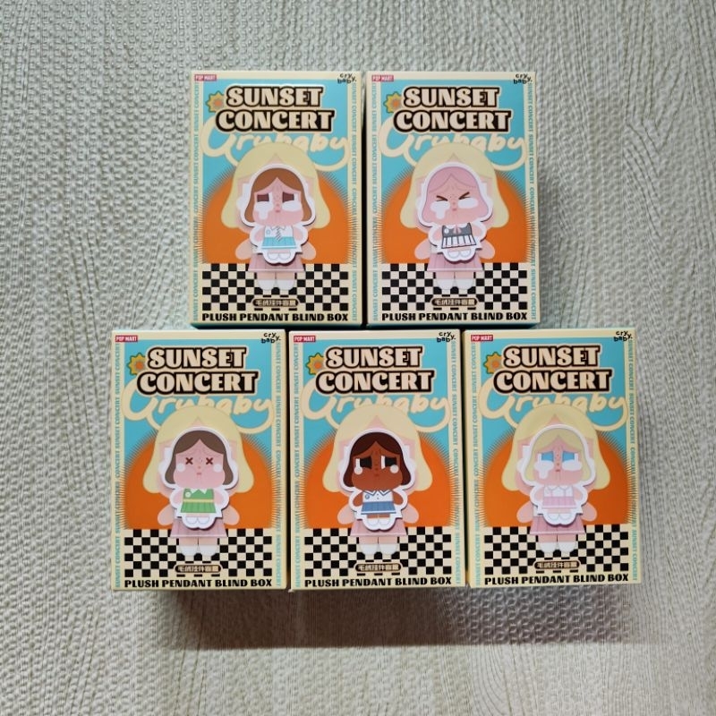 (โค้ดลด Live/Video 30% เหลือ 413) กล่องสุ่ม พวงกุญแจ Crybaby Sunset ...