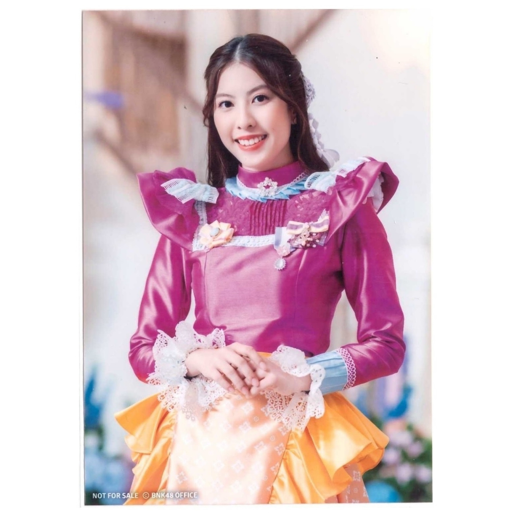 [ปก][2/2] BNK48 Kimi wa Melody คิมิวะ เธอคือ..เมโลดี้ รูปสุ่ม | Shopee Thailand