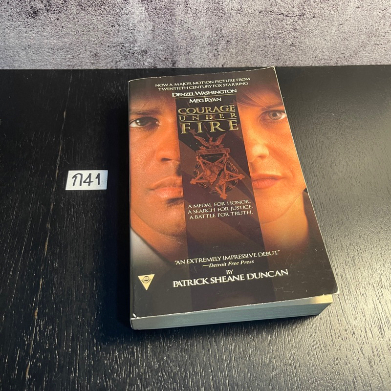 หนังสือ (มือสอง) ENG Courage Under Fire Book - Patrick Sheane Duncan ...