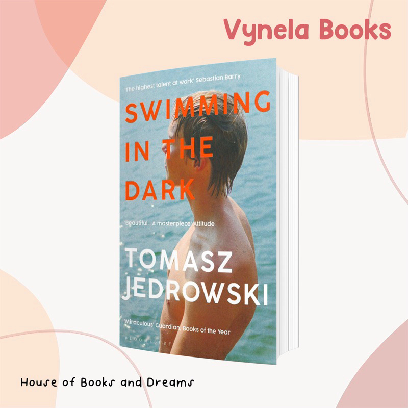 VYNELA (หนังสือภาษาอังกฤษ) SWIMMING IN THE DARK — TOMASZ JEDROWSKI ...