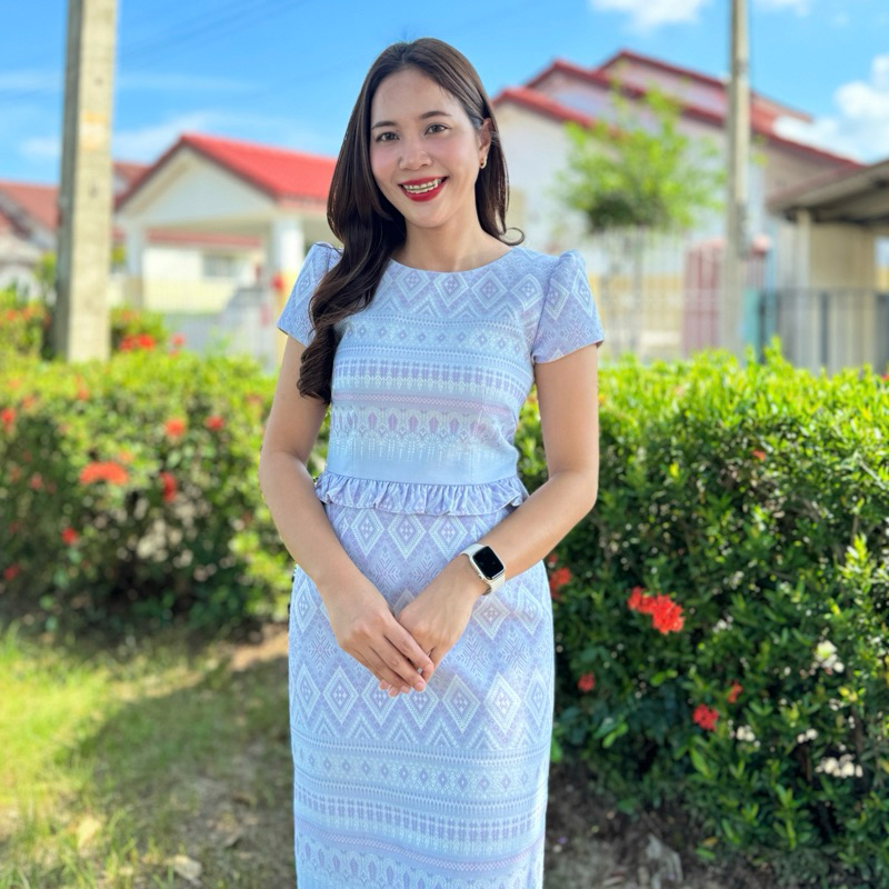 ชุดเดรสผ้าไทย อัดกาว แต่งระบายช่วงเอว by Raphee | Shopee Thailand