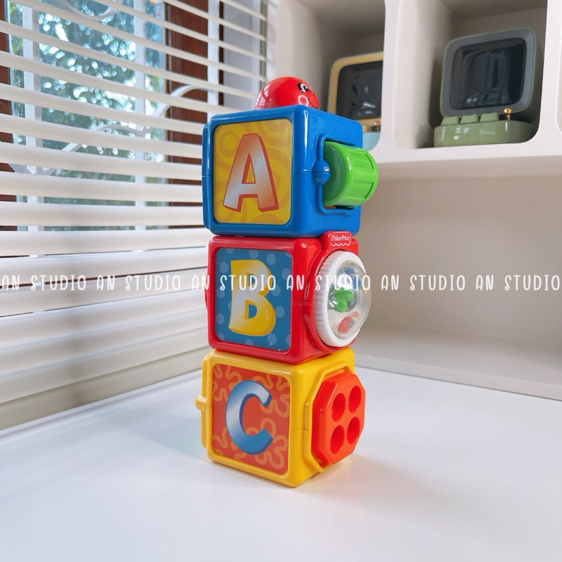 Stacking Action Blocks ของเล่นเสริมพัฒนาการมือสองสภาพสวย | Shopee Thailand