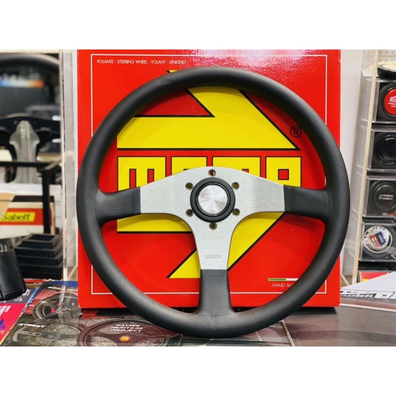 พวงมาลัย MOMO D35 NSX 350mm พวงแท้ พวงแต่ง พวงซิ่ง รถยนต์ Steering wheel มือสอง สภาพสวย สมบูรณ์ ...