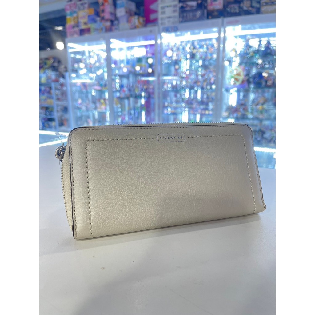 กระเป๋า Coach Leather Round Fastener Long Wallet Ivory System (สินค้า ...