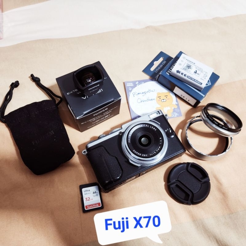 [Rare!] กล้องดิจิตอลคอมแพค Fuji X70 สีดำเงิน พร้อม viewfinder 28 mm | Shopee Thailand