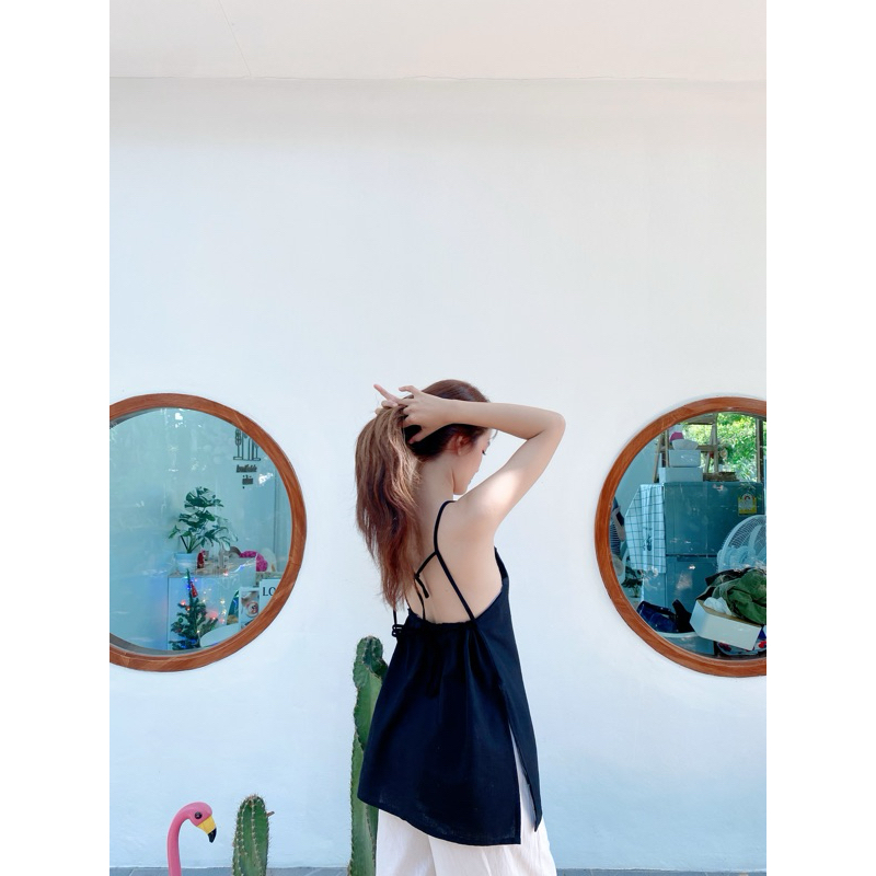 BY PHAKA | เสื้อสายเดี่ยวมินิมอล ดีเทลรูดด้านหลัง | Shopee Thailand