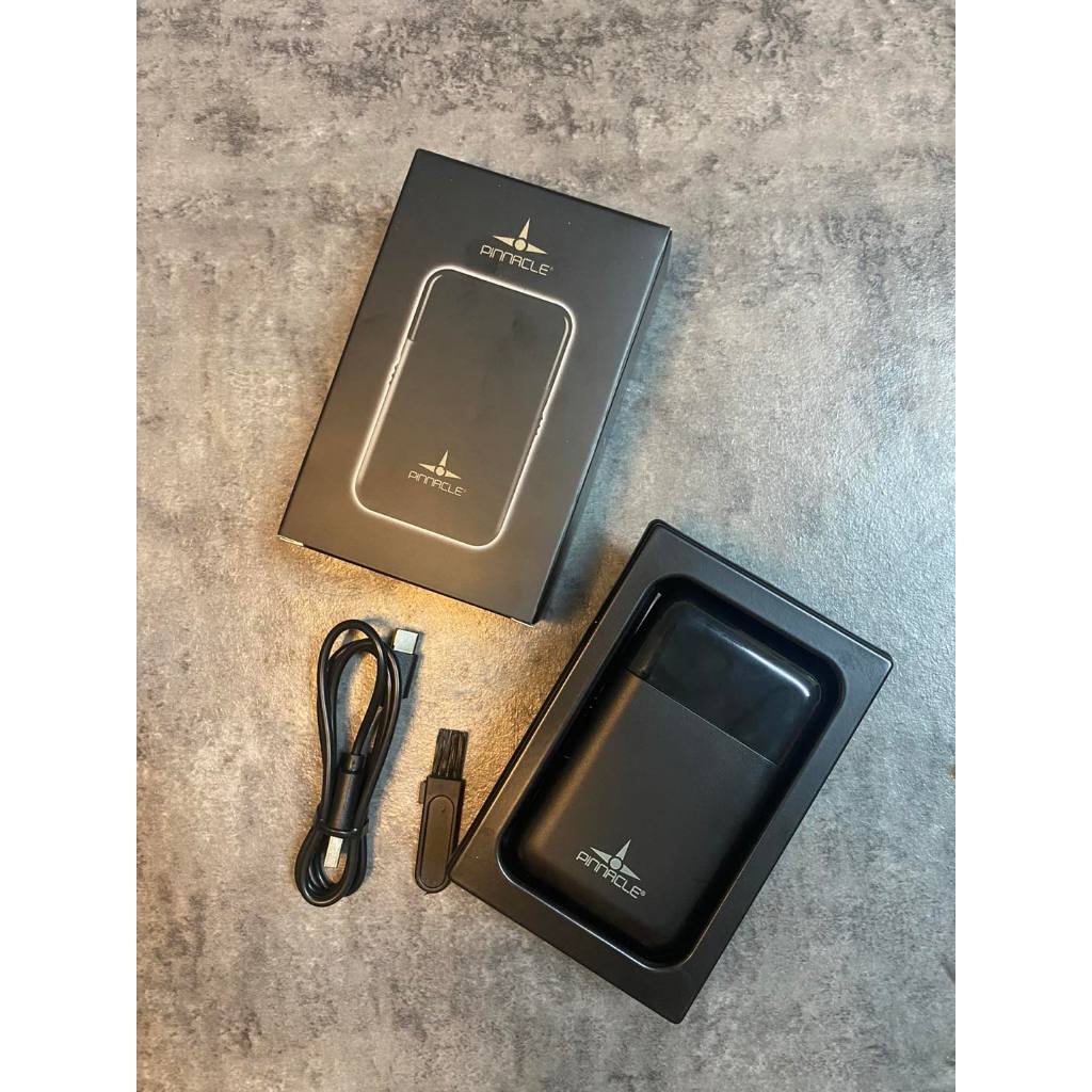 เครื่องกำจัดขนแบบพกพา Pinnacle Gallant Shaver สีดำ พร้อมสายชาร์จ USB ...