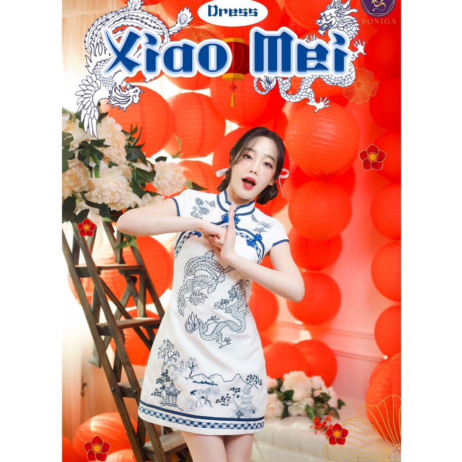 Xiao Mei Dress เดรสสั้นสีขาว คอจีน ปักลายมังกร ตัดเส้นสีกรม ผ้าไม่บาง ...
