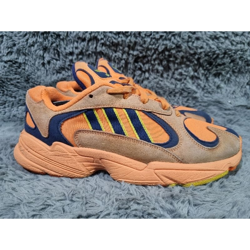 Adidas size 40.5 ยาว 255 (มือสองของแท้) | Shopee Thailand