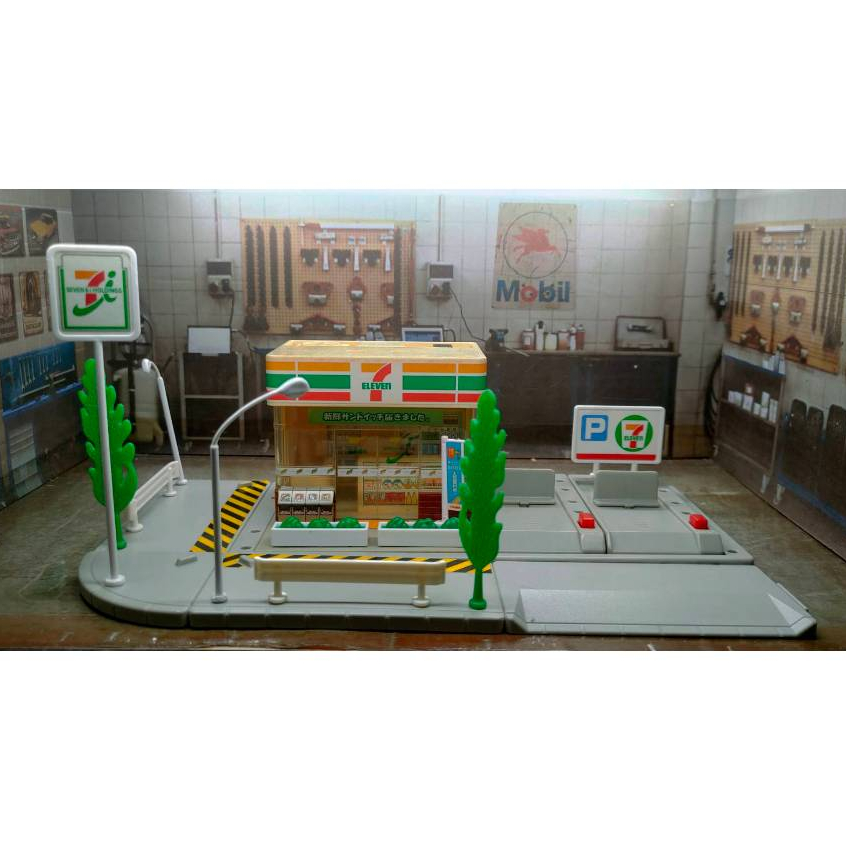 Takara Tomy Tomica World Town โทมิก้า ทาวน์ ฉาก SEVEN ELEVEN 7-11 | Shopee Thailand